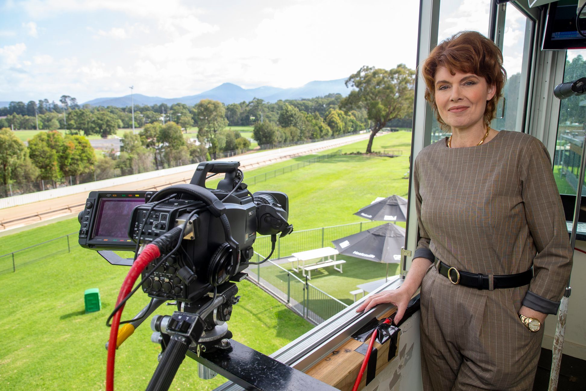 Shaw creates coursing history